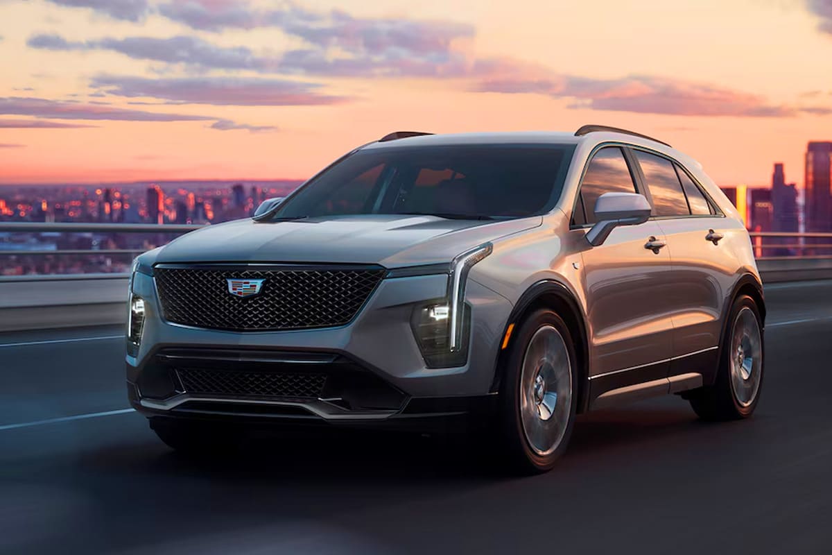 캐딜락 2024 XT4 국내 출시 임박, 부분변경으로 반전 노린다