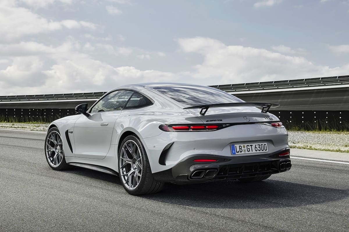 벤츠의 새로운 고성능 모델 'AMG GT 63 프로' 공개... 주행 성능 극대화