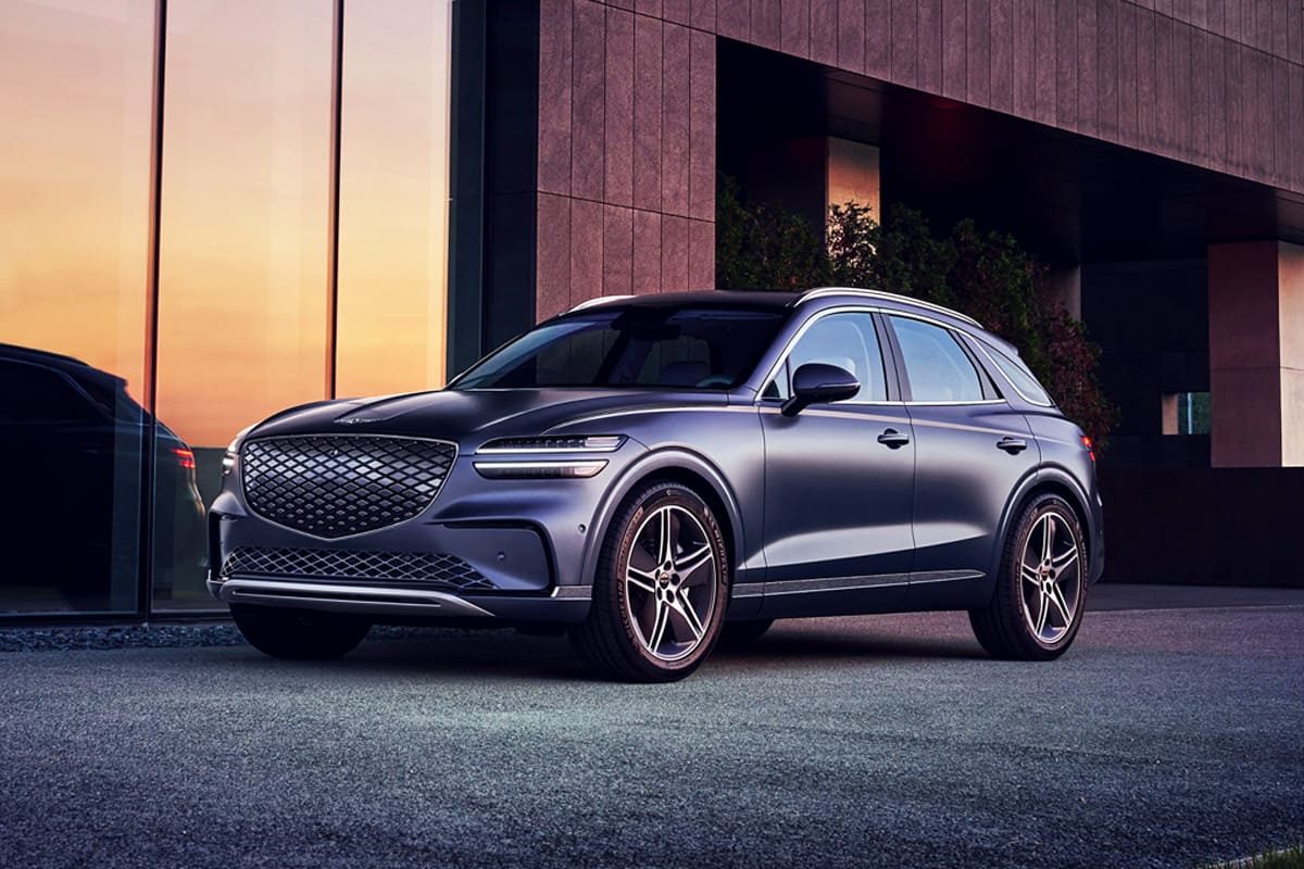 "3년 만에 돌아온 럭셔리 끝판왕" 제네시스, 신형 GV70 전기차 공개.. 내년 1분기 출시