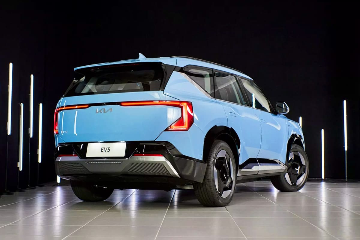 "드디어 들어오는구나!" 기아의 준중형 전기 SUV 'EV5', 내년 국내 출시 예고